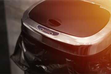 What Is an Automatic Trash Can?