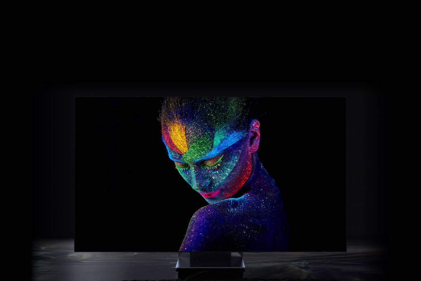 5% Discount on Samsung S95B: Get Into Full Holidays Vibe at Home