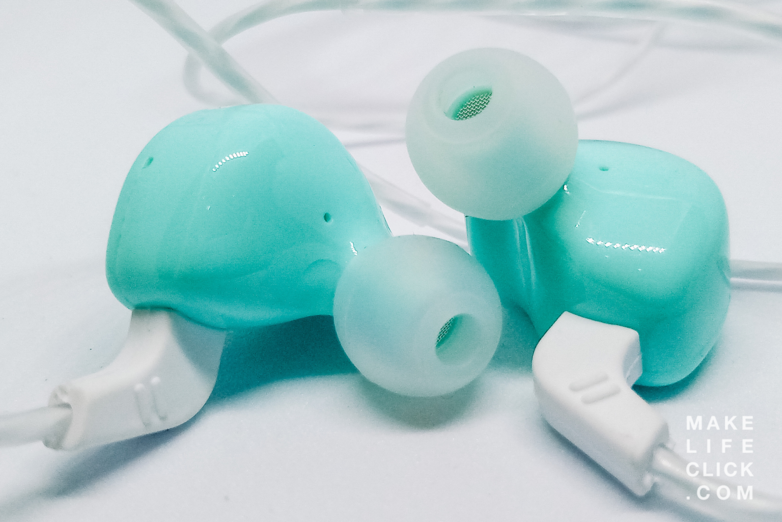 QKZ AK6-X Earphones Review - Pastel IEMs With a Fury and the Best in ...