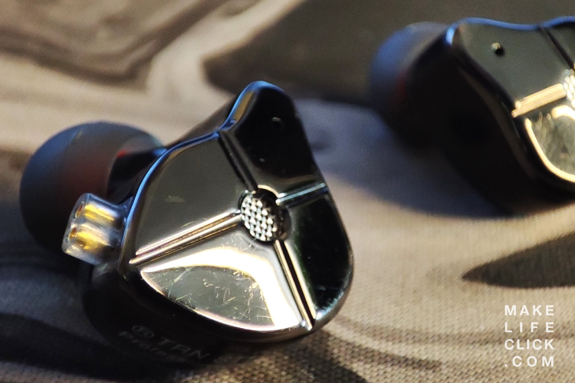 TRN ST1 vs. TRN ST2 - Which TRN IEM Should You Get?