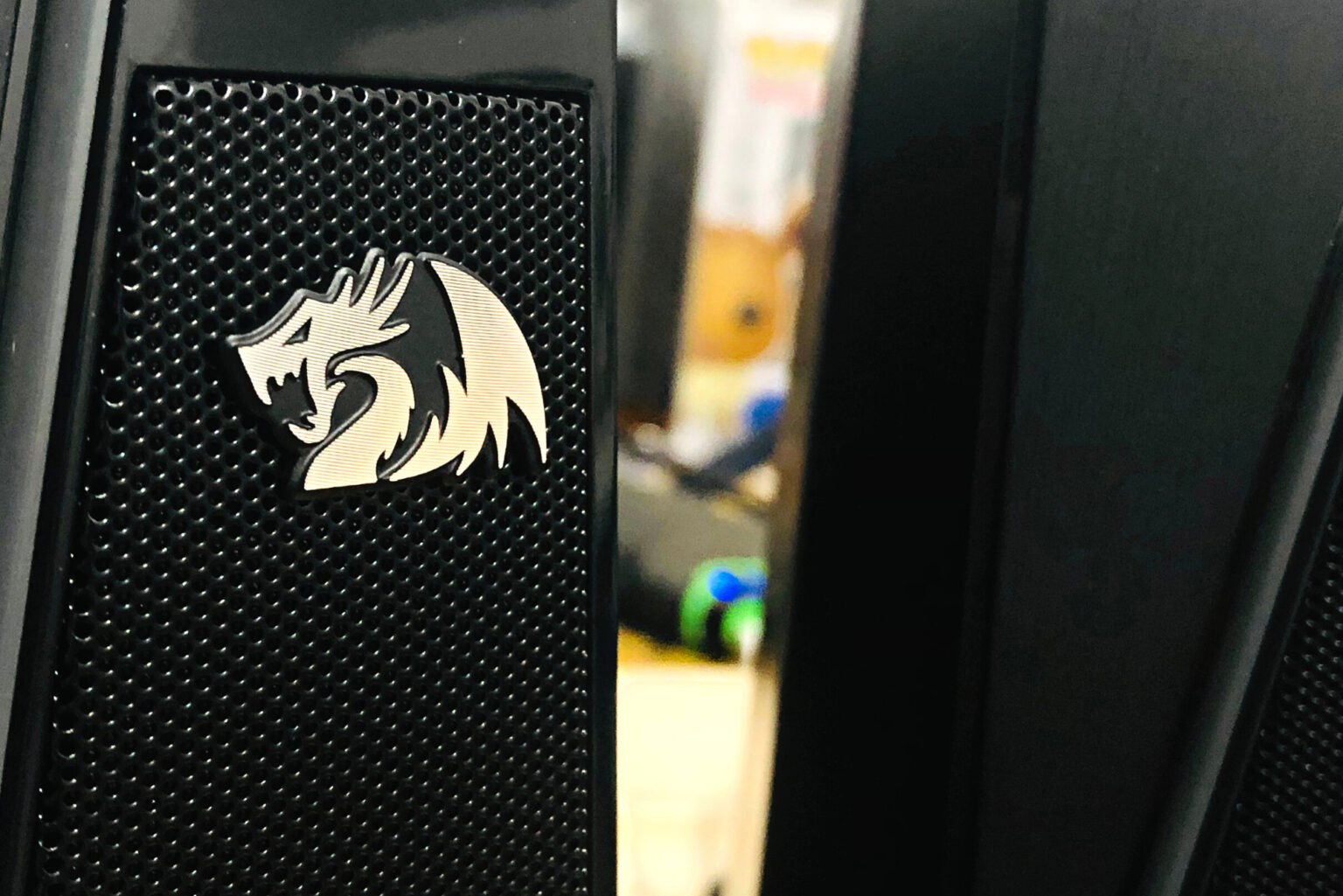 Redragon GS520 Anvil Speaker Review - An Entry-Level Speaker With ...